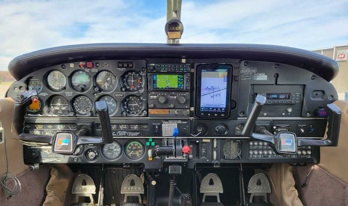 1979 Piper РА-32RT Turbo Lance II for Sale at Airplane-Trade.